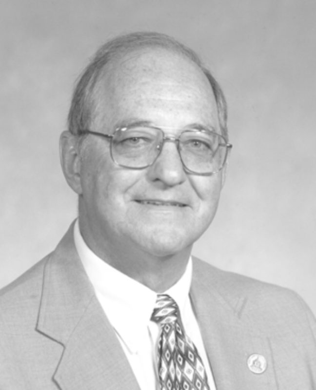 Richard D Edge - Wall of Honor - Alumni Affairs