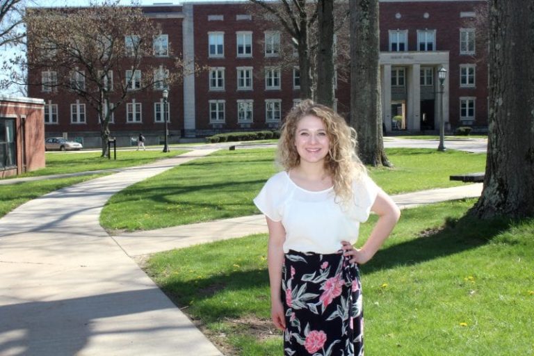 Education Major Abigail Reeves Named Student Speaker - Academics