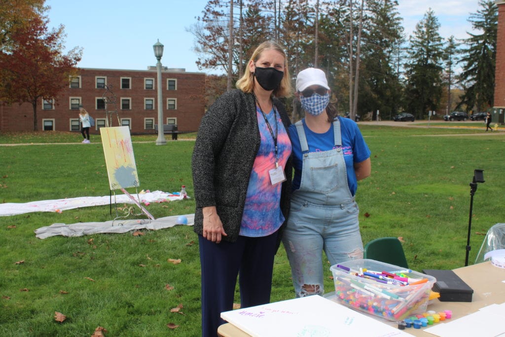 Creative Arts Therapy Club Reaches Out to Campus - WLU: News & Media ...