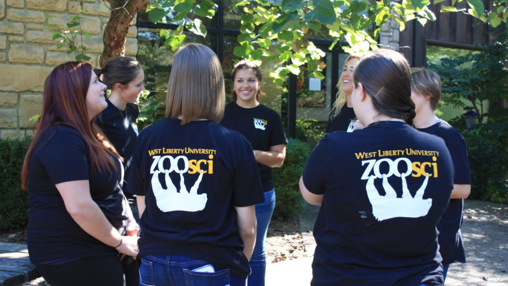 Zoo Science Program Attractive to Diverse Students - WLU: News & Media ...