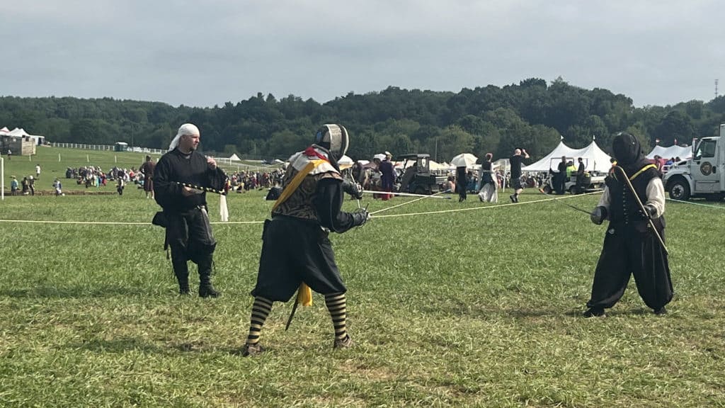 Fencing Club Sharpens its Skills - WLU: News & Media Relations